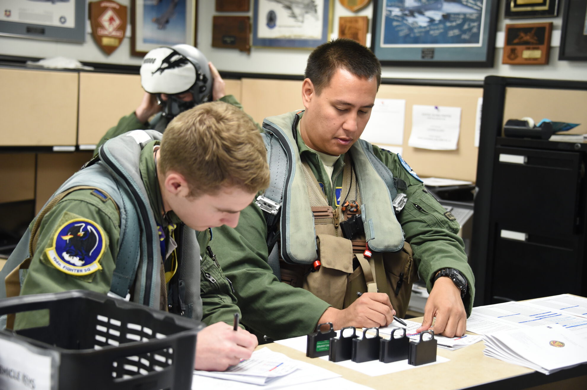 194 Fighter Squadron – Eagle Country
