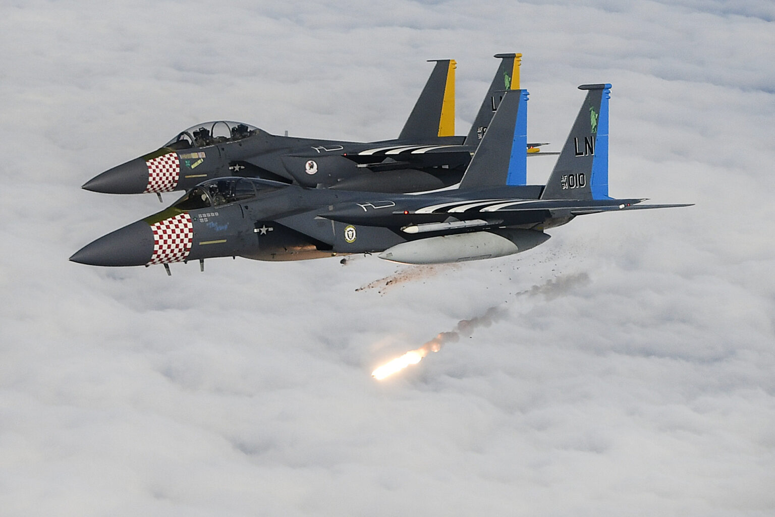 494 Fighter Squadron – Eagle Country