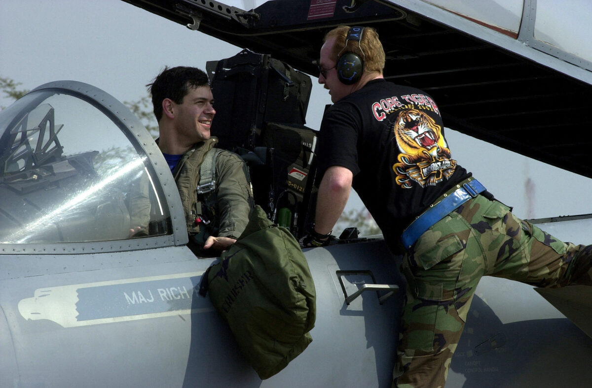 19 Fighter Squadron – Eagle Country