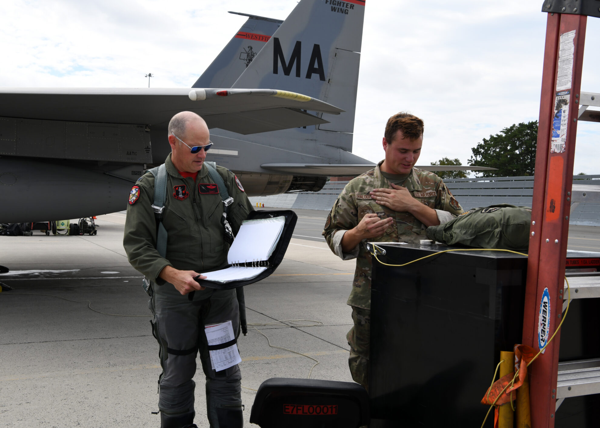Col. Jim ‘Comet’ Halley flies Fini flight at the 104th Fighter Wing ...