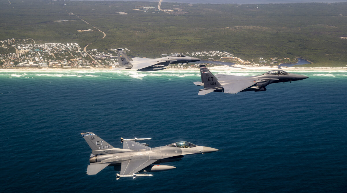 40 Flight Test SQ – Eagle Country