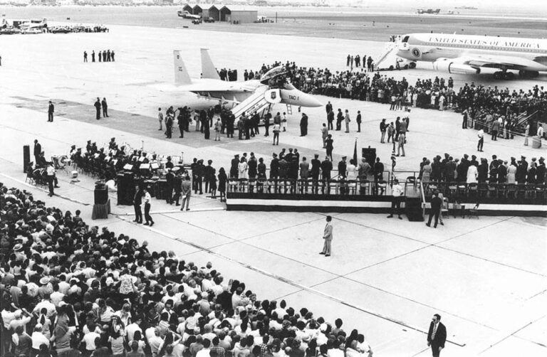 555 Fighter Squadron – Eagle Country