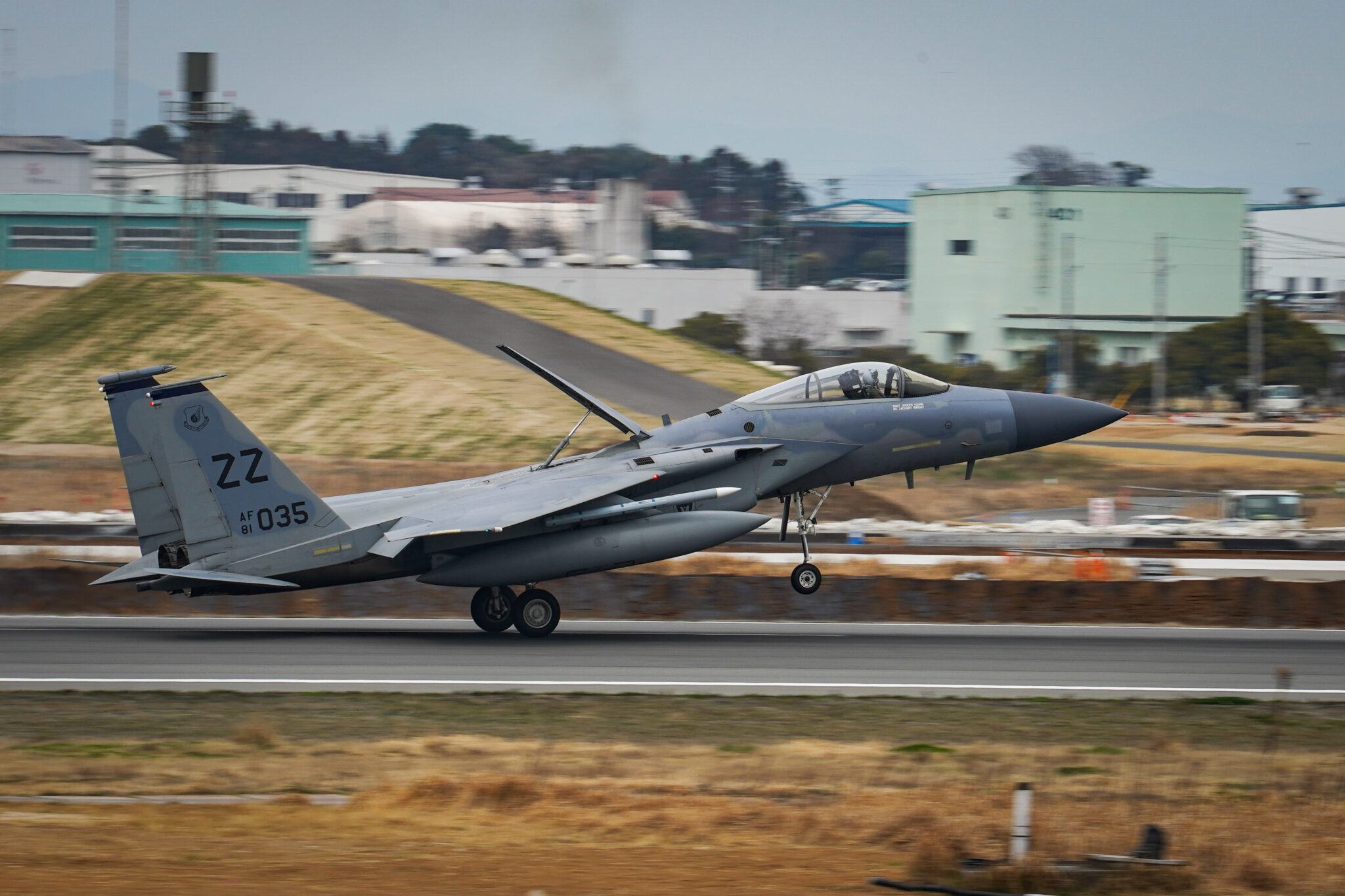 The 44th & 67th Fighter Squadron arrive at Tsuiki Air Base – Eagle Country